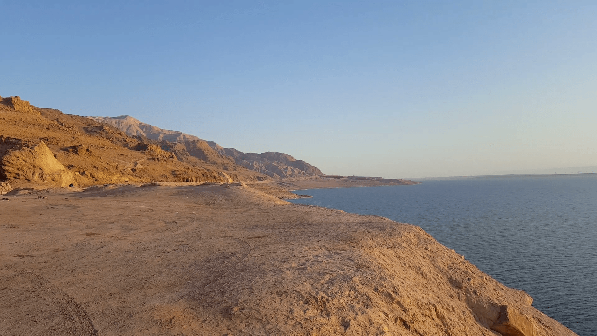 3 opciones para flotar en el mar Muerto. ¿Con cuál te quedas?